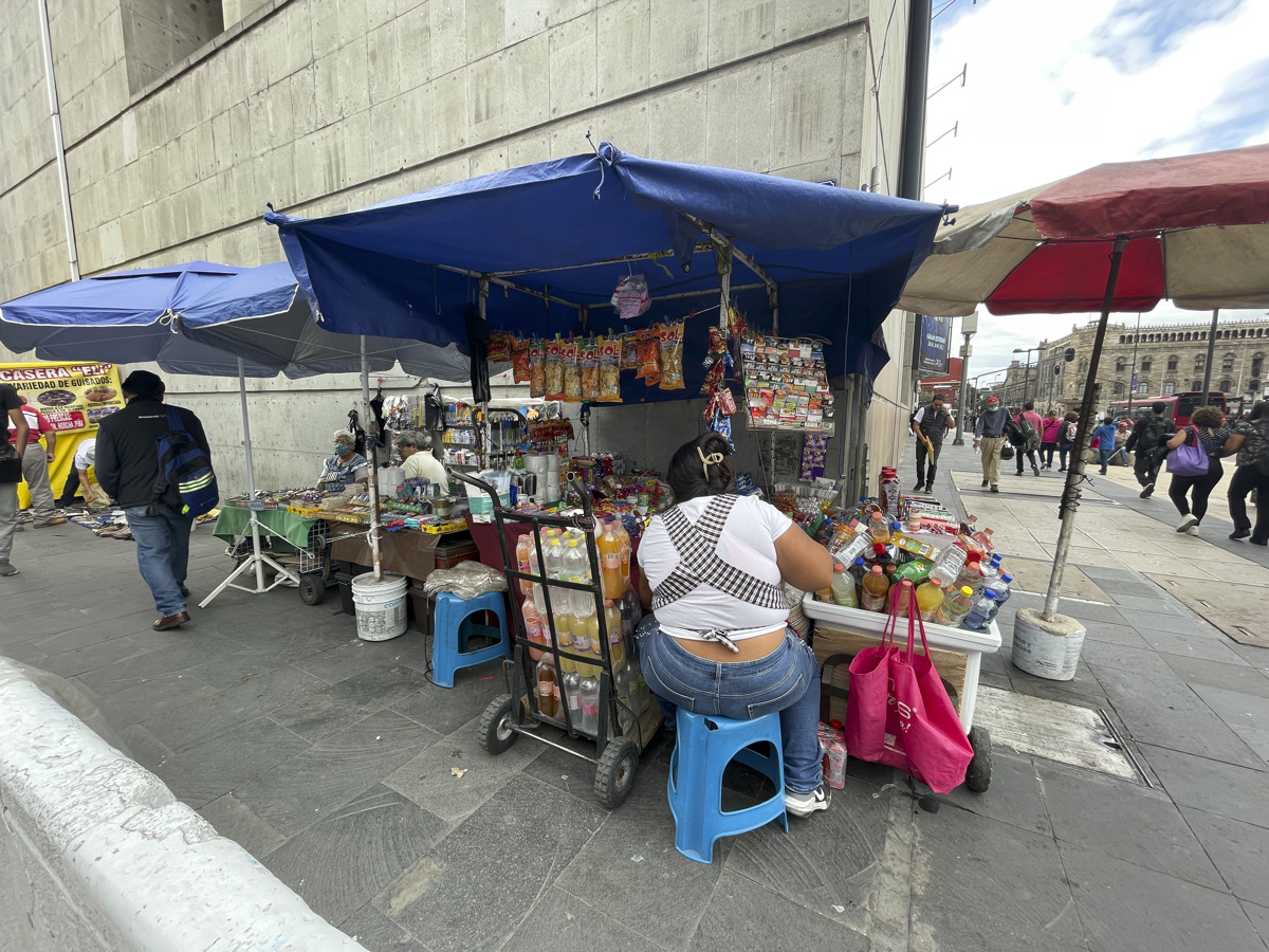 Crece un 4.6% el valor de la economía informal en México